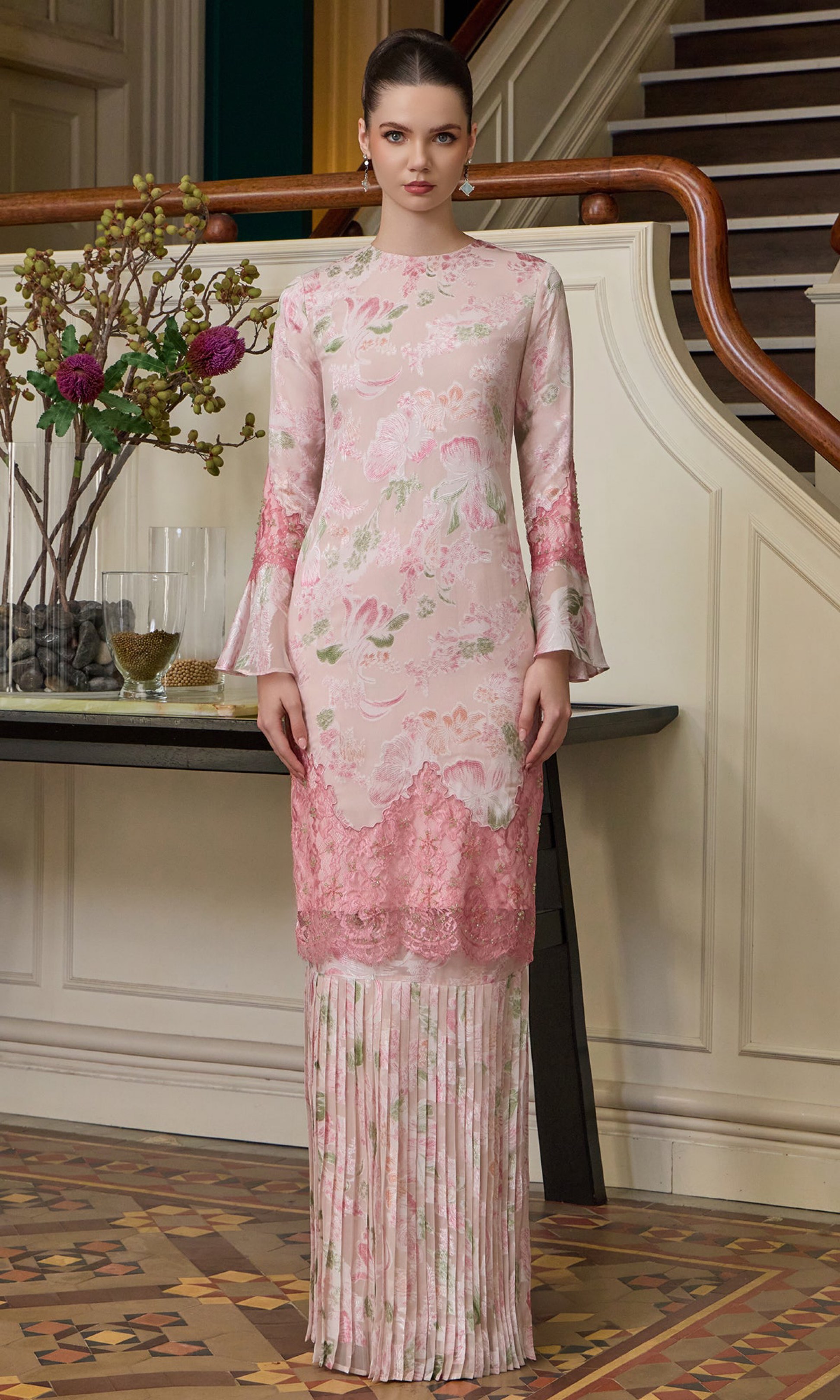 Wanzar Jasmine Kurung in light pink, Women's Fashion, Muslimah Fashion ...