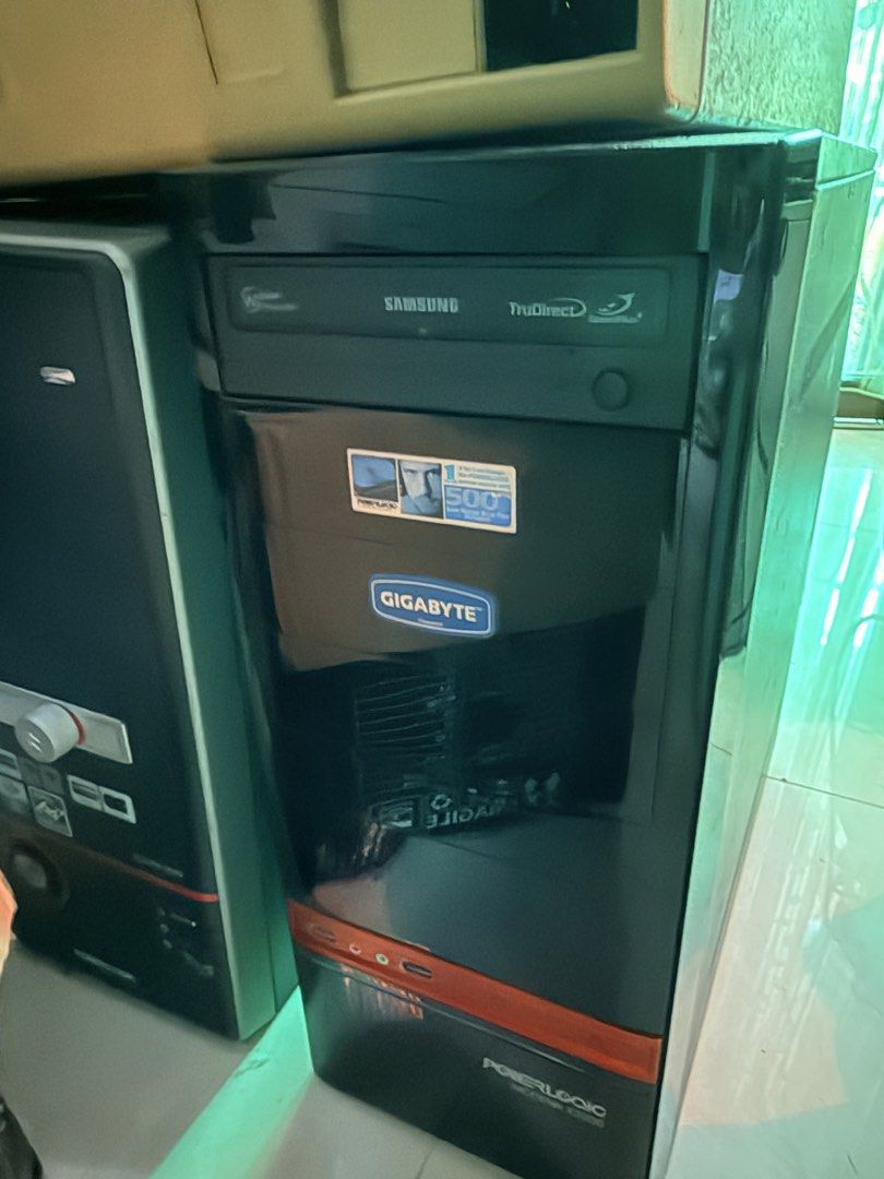 2x Powerlogic ARX-2000 Desktop PC Desktop CPU Towers x2 Samsung ...