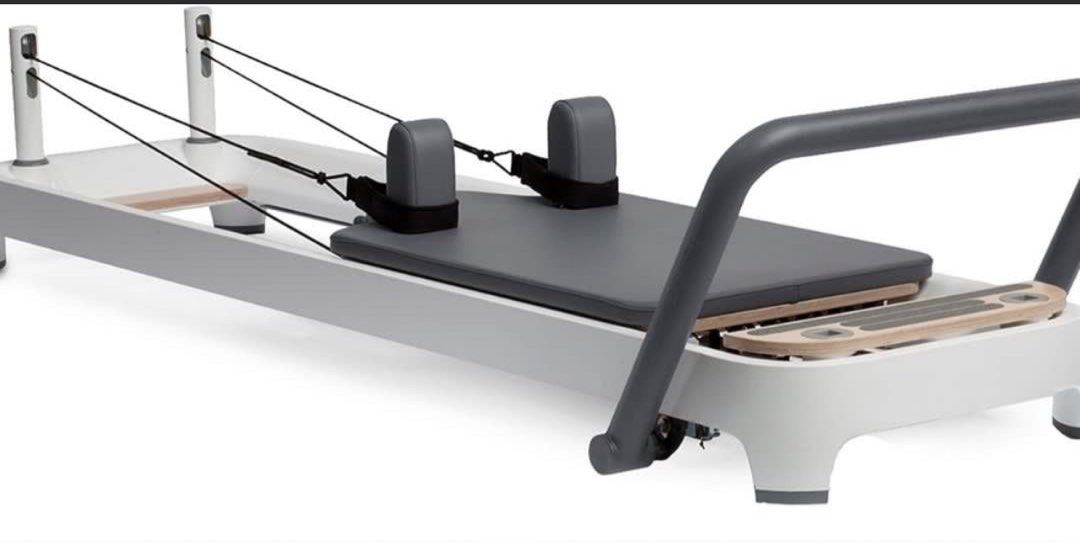 Allegro 2 Style Pilates Reformer Machine with Jumpboard, Sports ...
