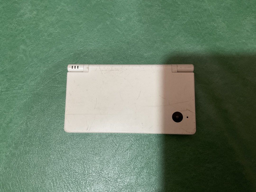 White Nintendo DSi JPN Unit, Video Gaming, Video Game Consoles ...