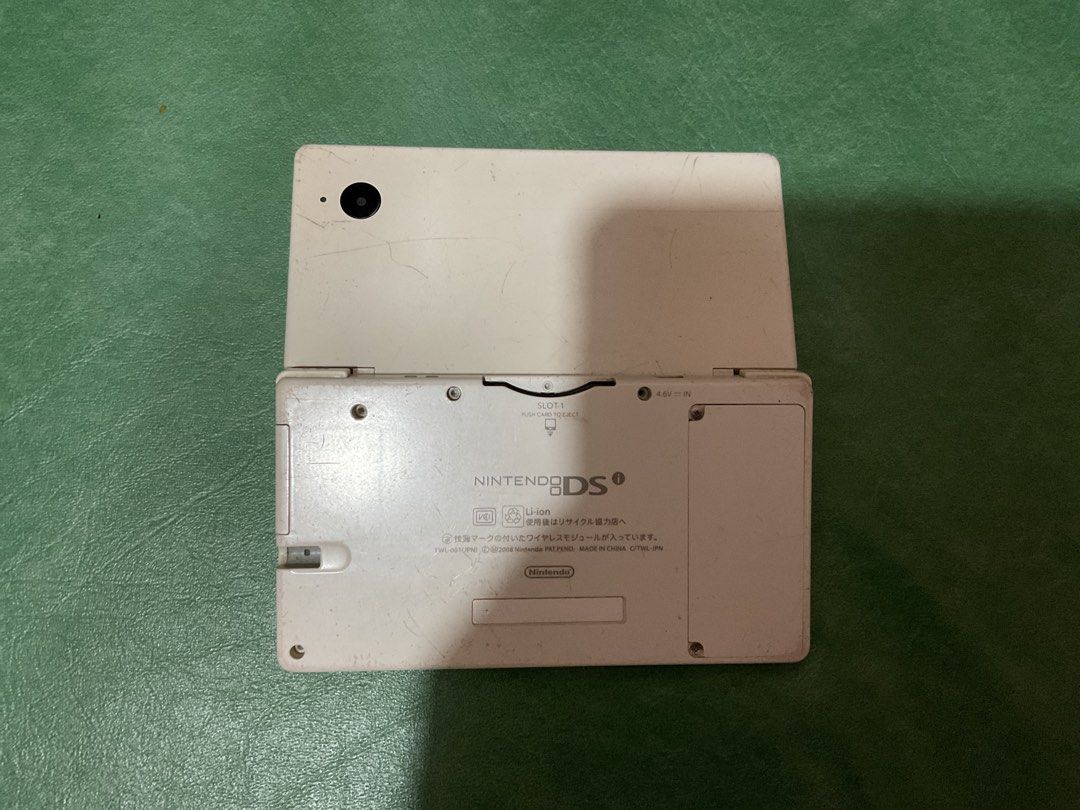 White Nintendo DSi JPN Unit, Video Gaming, Video Game Consoles ...