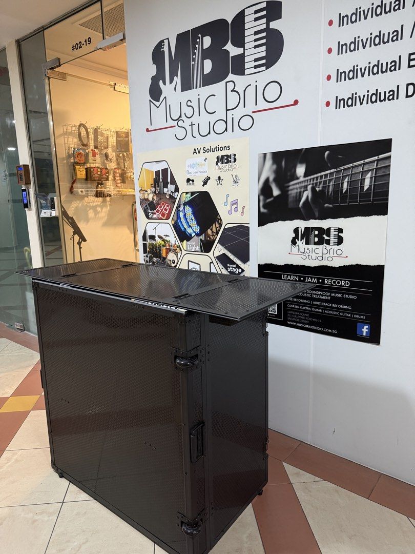 DJ booth | Tables | for rent, Lifestyle Services, Event & Party ...