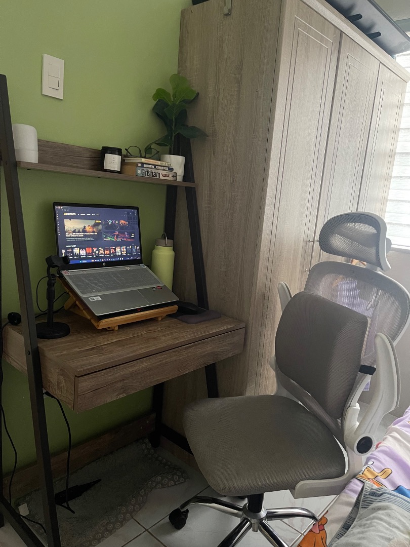 San-Yang Study Table Set w/ Ergonomic Office Chair / Location: Tarlac ...