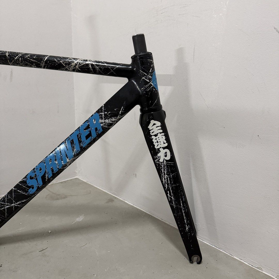 Engine 11 Sprinter Frameset, Sports Equipment, Bicycles & Parts ...