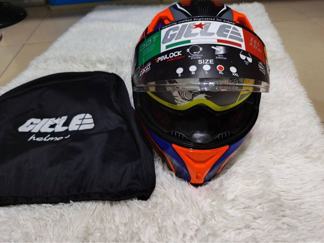 Gille Motorcycle Helmet, Motorbikes, Motorbike Parts & Accessories ...