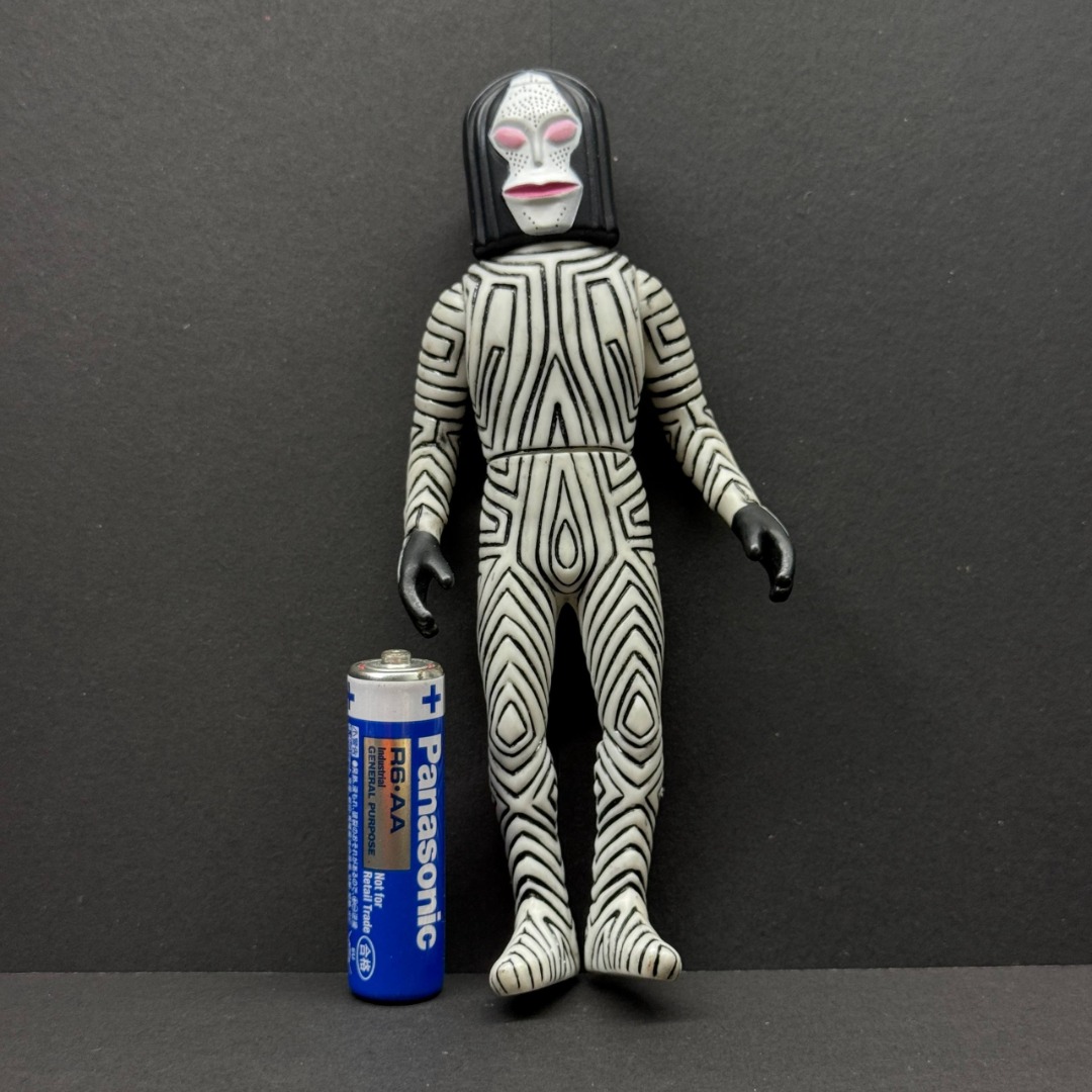 【SHIP FROM MALAYSIA】Bandai Ultraman Monster Kaiju Ultra Monster Series ...