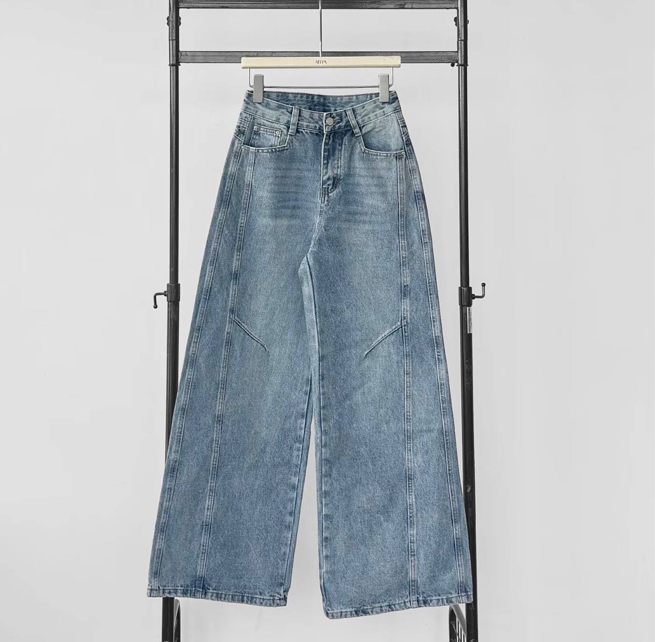 Atipa Sneaky Baggy Jeans, Women's Fashion, Bottoms, Jeans & Leggings on ...