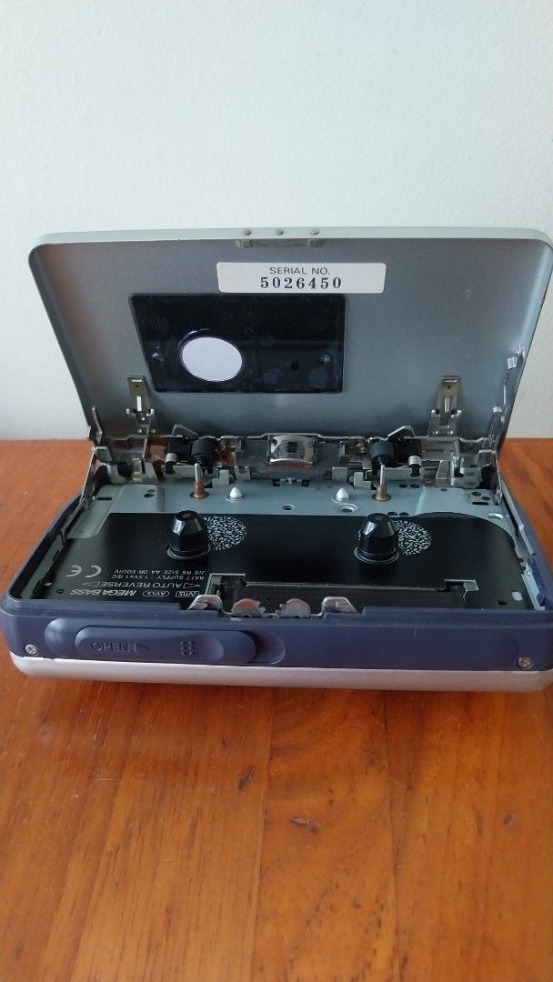 Sony Cassette Walkman WM-EX520, Audio, Portable Music Players on Carousell