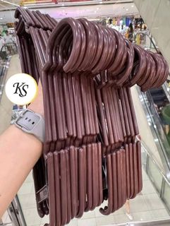 MCDO AVOCADO SIPIT HANGER, Furniture & Home Living, Home Improvement ...