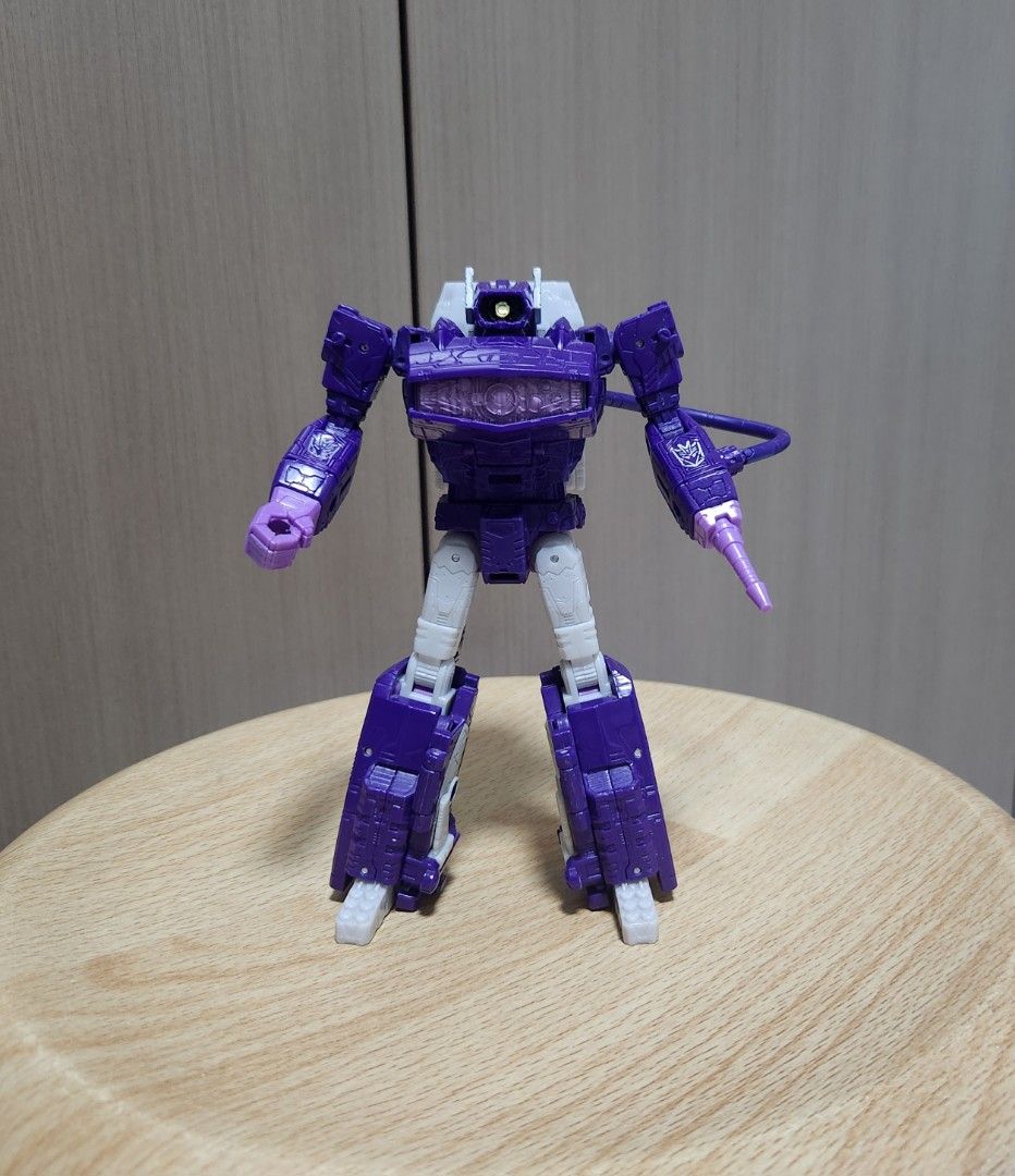 Transformers Dramatic Capture Shockwave, Hobbies & Toys, Toys & Games ...