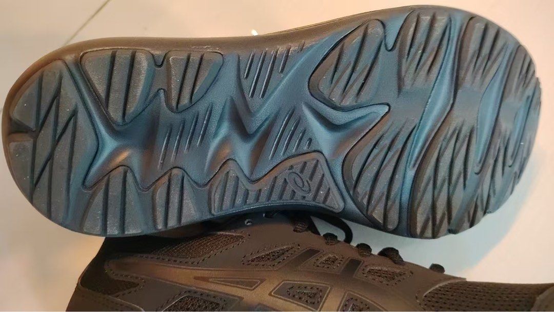 Asics full black shoes, Women's Fashion, Footwear, Sneakers on Carousell