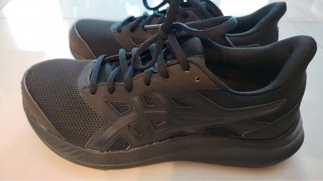 Asics full black shoes, Women's Fashion, Footwear, Sneakers on Carousell