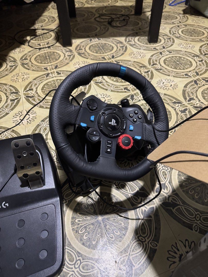 Logitech G29 Driving Force Racing Wheel for PS4/PC, Video Gaming ...