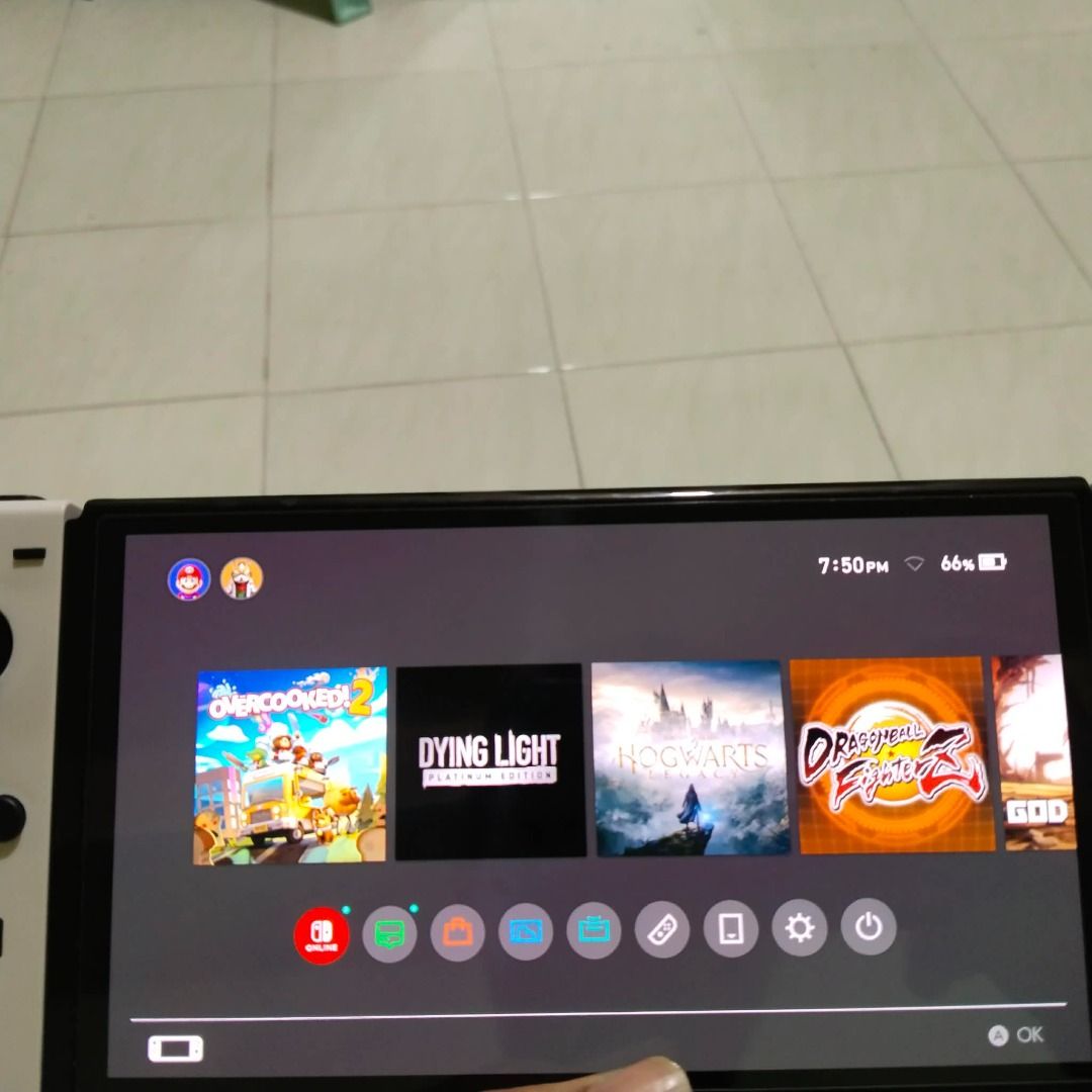 Nintendo Switch Oled ( with 128gb sd card and 10 digital shared games ...