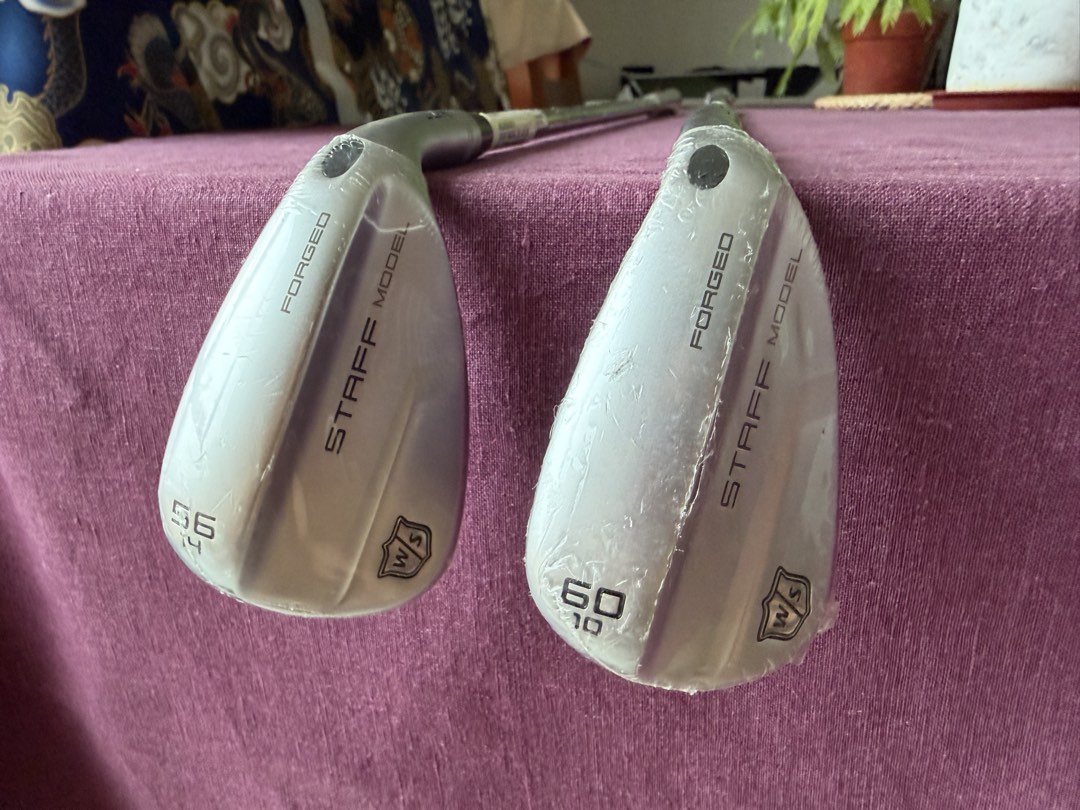 Wilson Staff Model Forged Wedges - 56 and 60 Degree, Sports Equipment ...