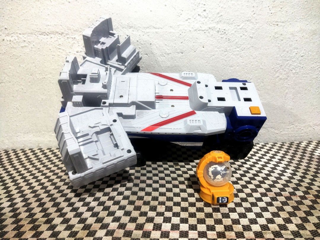 Uchu Sentai Kyuranger Dx Orion Battler Main Body Parts + Kyutama 13 Orb ...