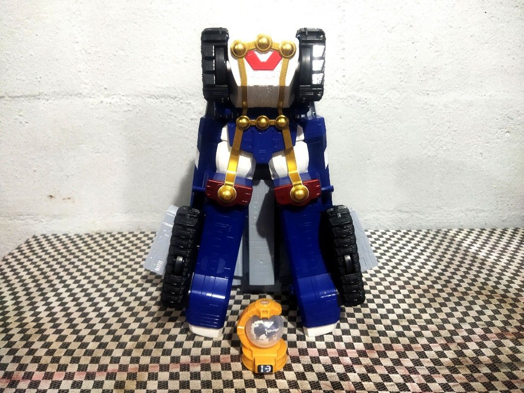 Uchu Sentai Kyuranger Dx Orion Battler Main Body Parts + Kyutama 13 Orb ...