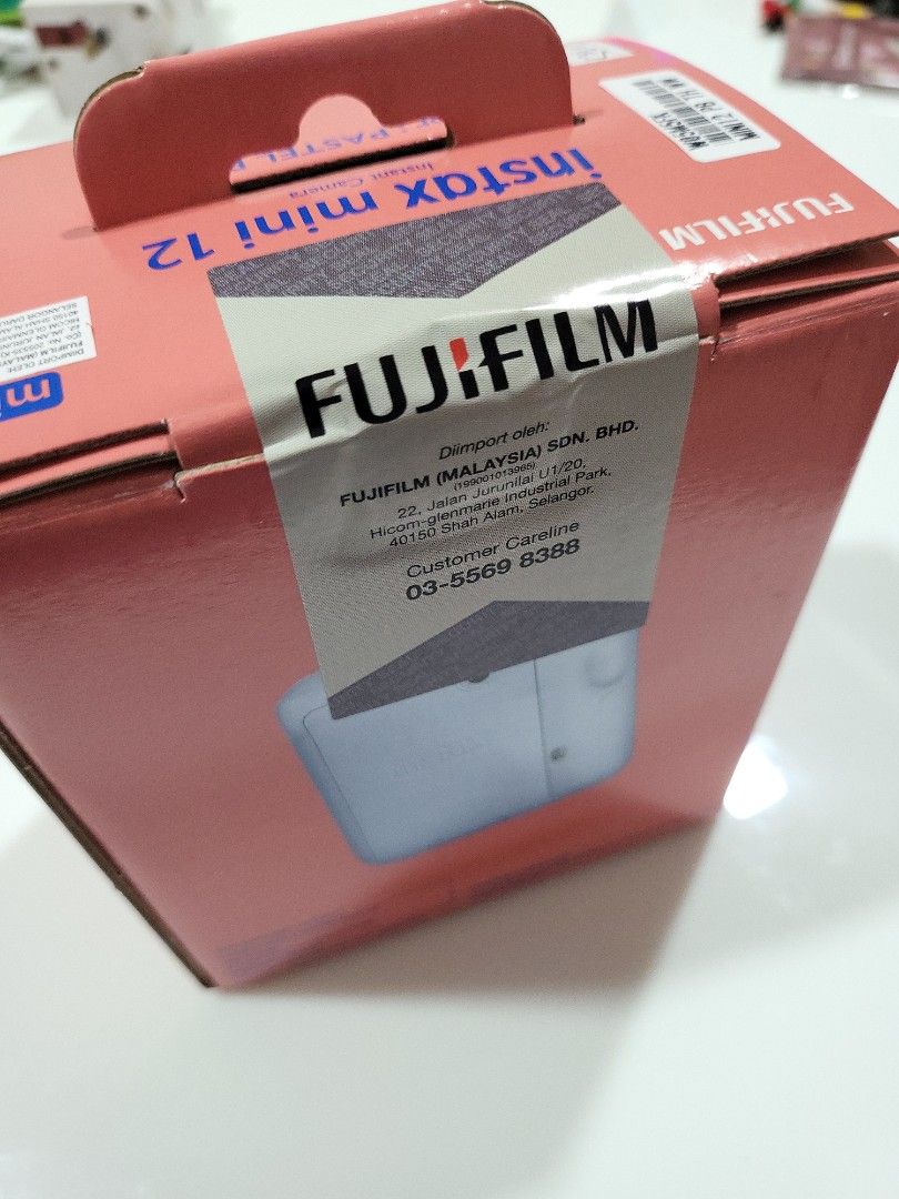 Fujifilm Instax Mini 12, Photography, Cameras on Carousell