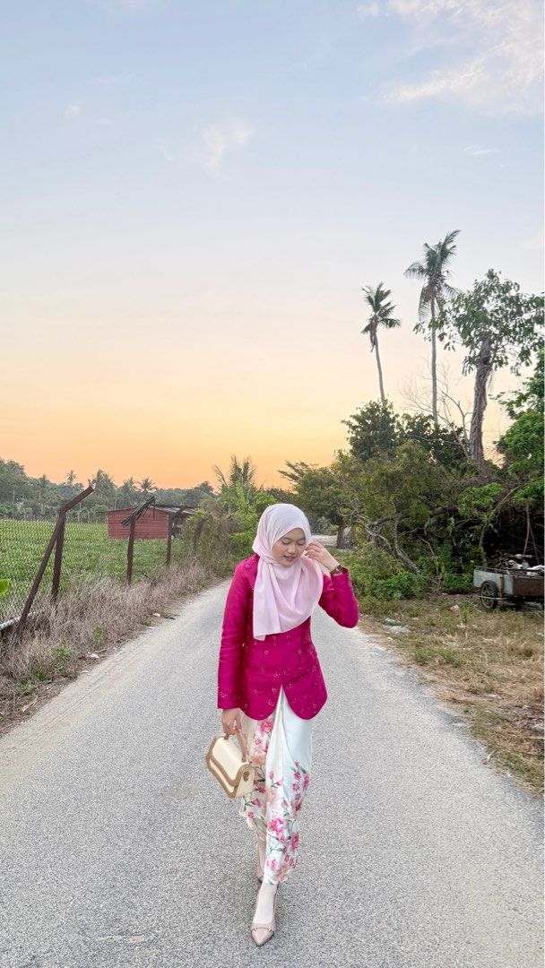 Sarima Collection fushia pink by Guzel KL, Women's Fashion, Muslimah ...