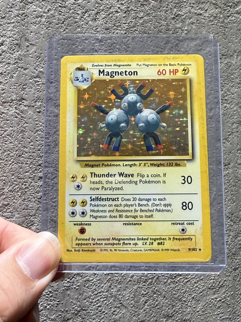 Vintage Magneton 9/102 Holo English Pokemon Card Base Set, Hobbies ...