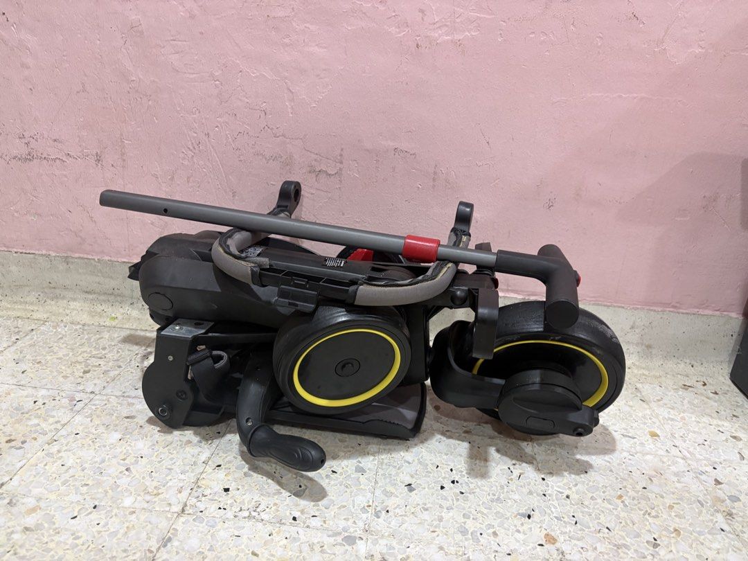 EvianAngel Tricycle, Babies & Kids, Going Out, Strollers on Carousell