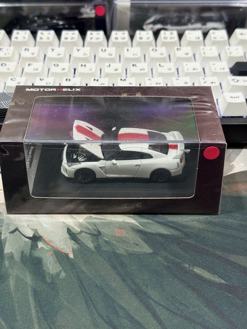 Motorhelix Nissan GT-R Diecast Model, Hobbies & Toys, Toys & Games on ...