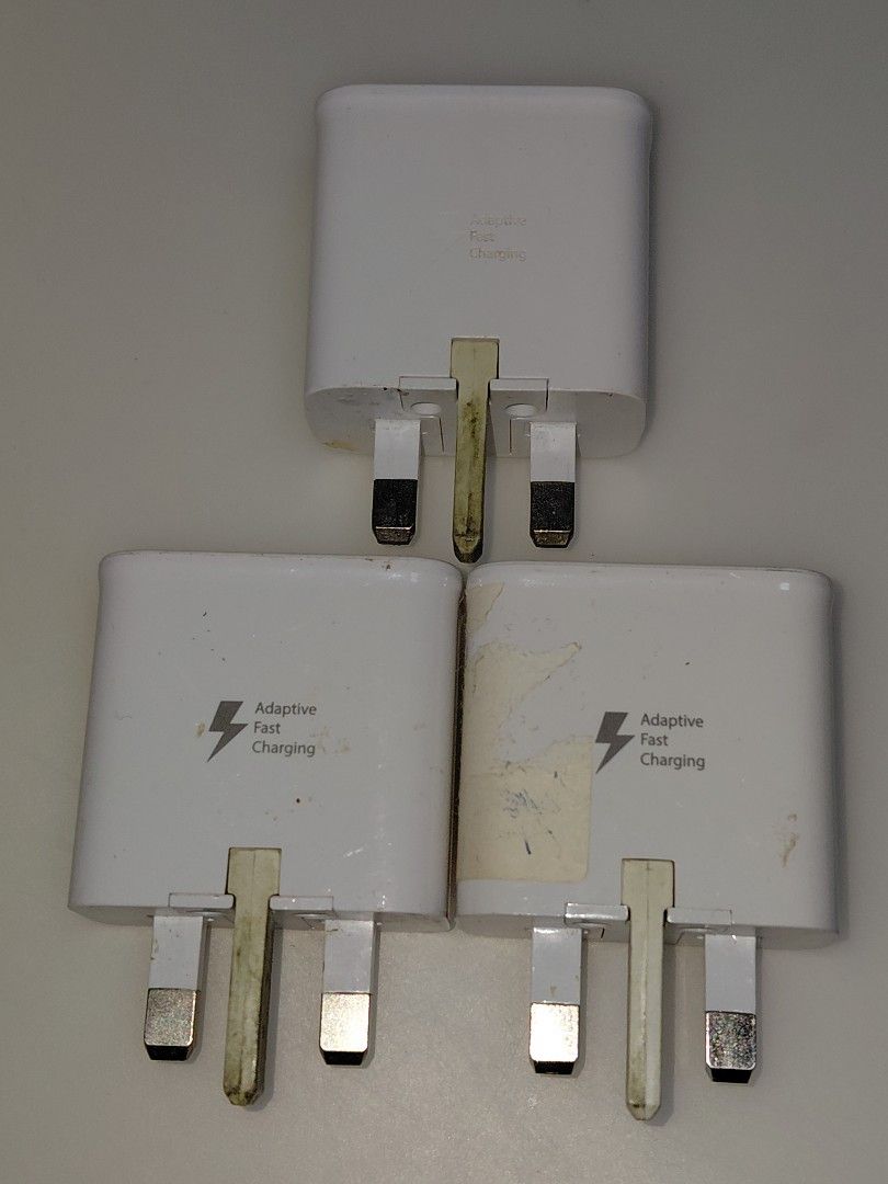Samsung Travel Adapter, 手提電話, 電話及其他裝置配件, 充電器及電線 - Carousell