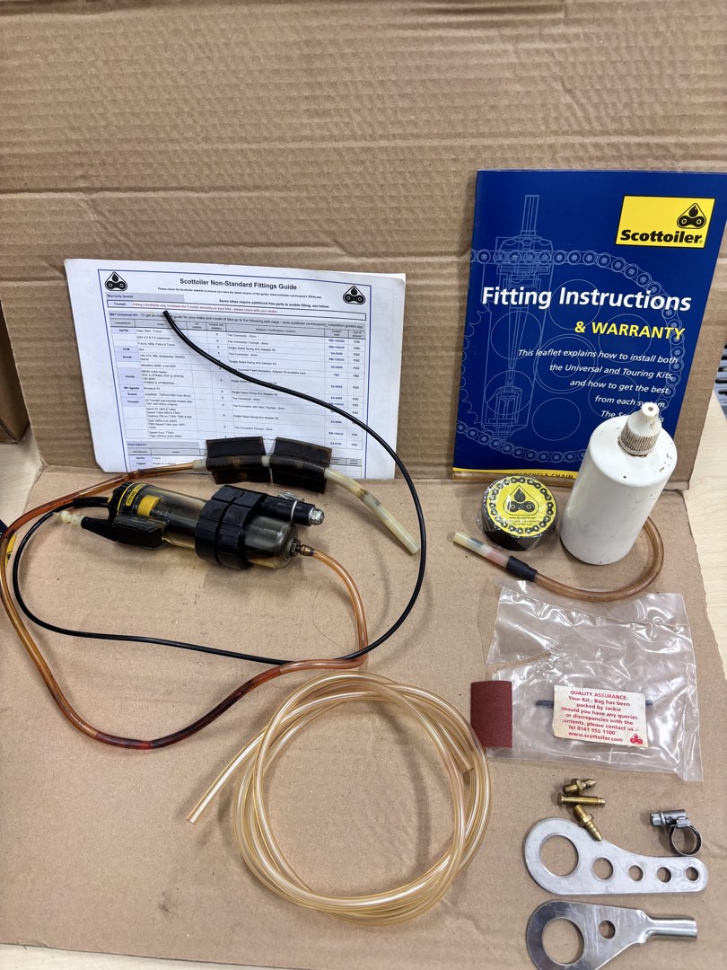 Scottoiler Universal Motorcycle Chain Lubrication Kit Scott oiler ...