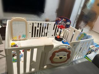 Parklon Playpen Fence 8 panels (2 each side), Babies & Kids, Baby ...