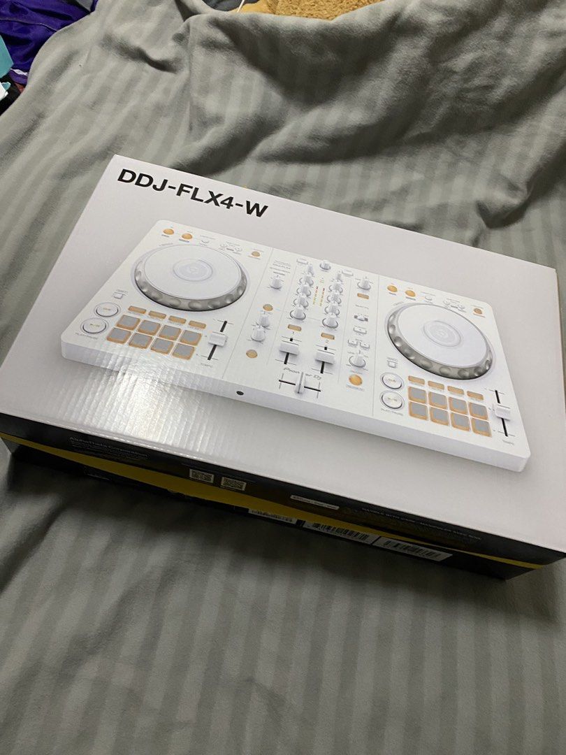 Pioneer DJ DDJ-FLX4-W DJ Controller - White, Hobbies & Toys, Musical ...