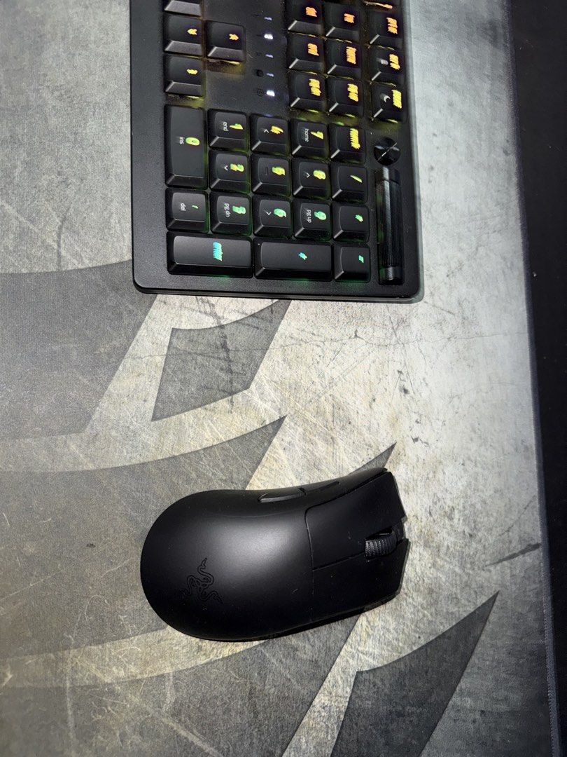 Razer Deathstalker V2 Pro Keyboard and Deathadder V3 Pro Mouse ...