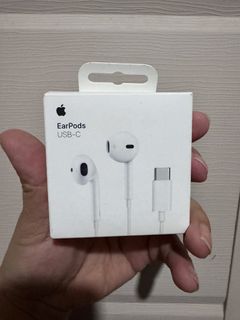 Apple EarPods USB-C, Audio, Earphones on Carousell