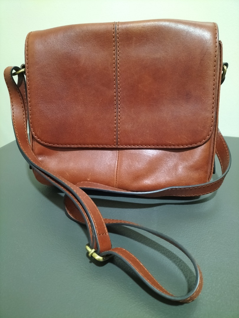 Mabel & Lou Flapover Crossbody Leather Bag (W : 10'', H : 7.5'') 🚚 Free ...