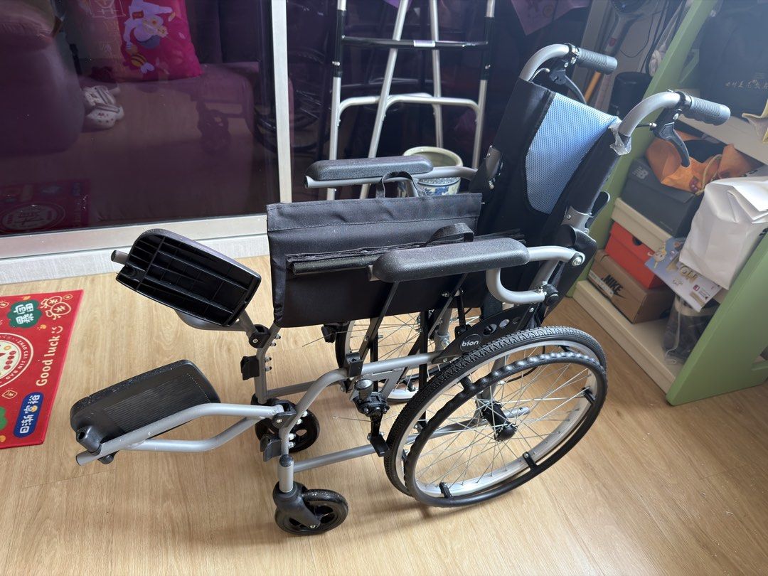 Bion Wheelchair & Folding Walker - Mobility Bundle, Health & Nutrition ...