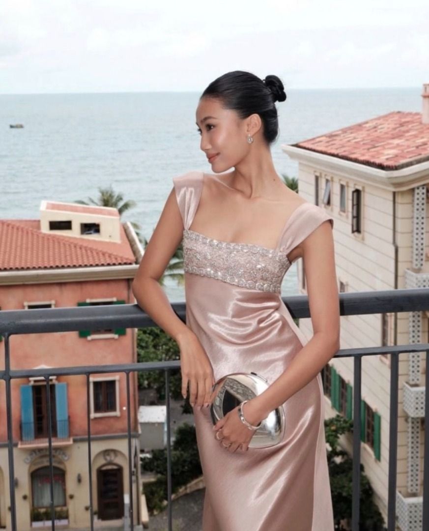 RENT ONLY: Phoebe Atelier Designer Champagne Old Rose Pink Gold Regal ...