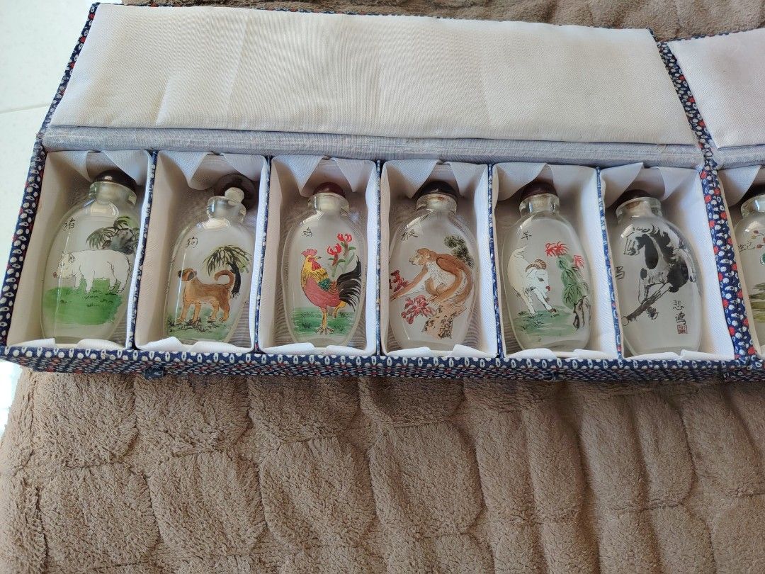 [FAST DEAL] Vintage Set of 12 Chinese Zodiac Inside-Painted Snuff ...