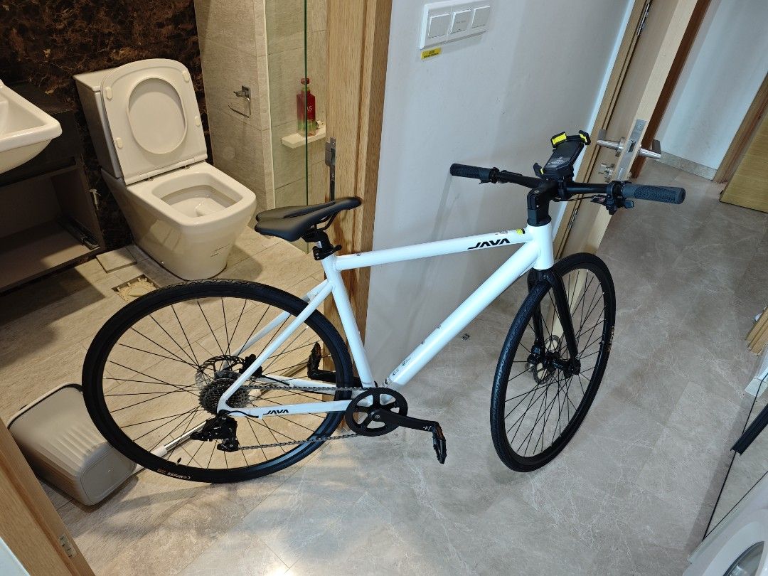 JAVA VOO White Flat Bar Road Bike, Sports Equipment, Bicycles & Parts ...