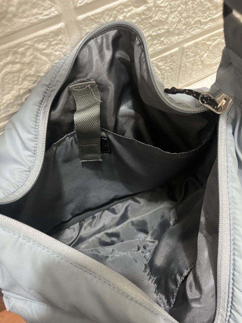 ATARU SLINGBAG PUFFY ASH BLUE, Fesyen Wanita, Tas & Dompet di Carousell