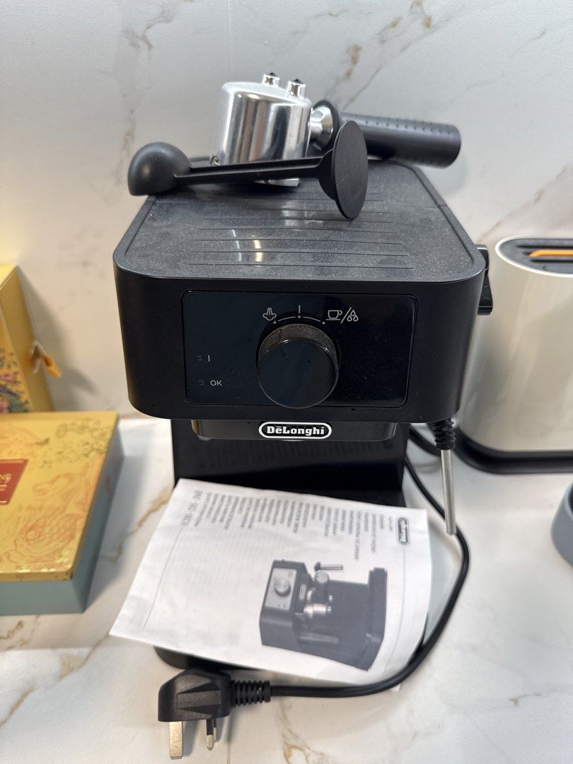 DeLonghi Espresso Machine - Black EC260, TV & Home Appliances, Kitchen ...