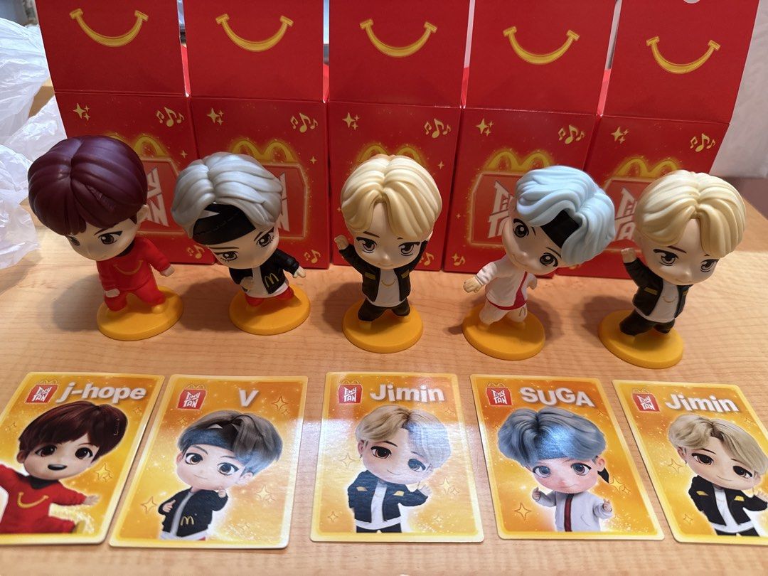 McDonald's BTS Meal Figures Set, 興趣及遊戲, 玩具 & 遊戲類 - Carousell