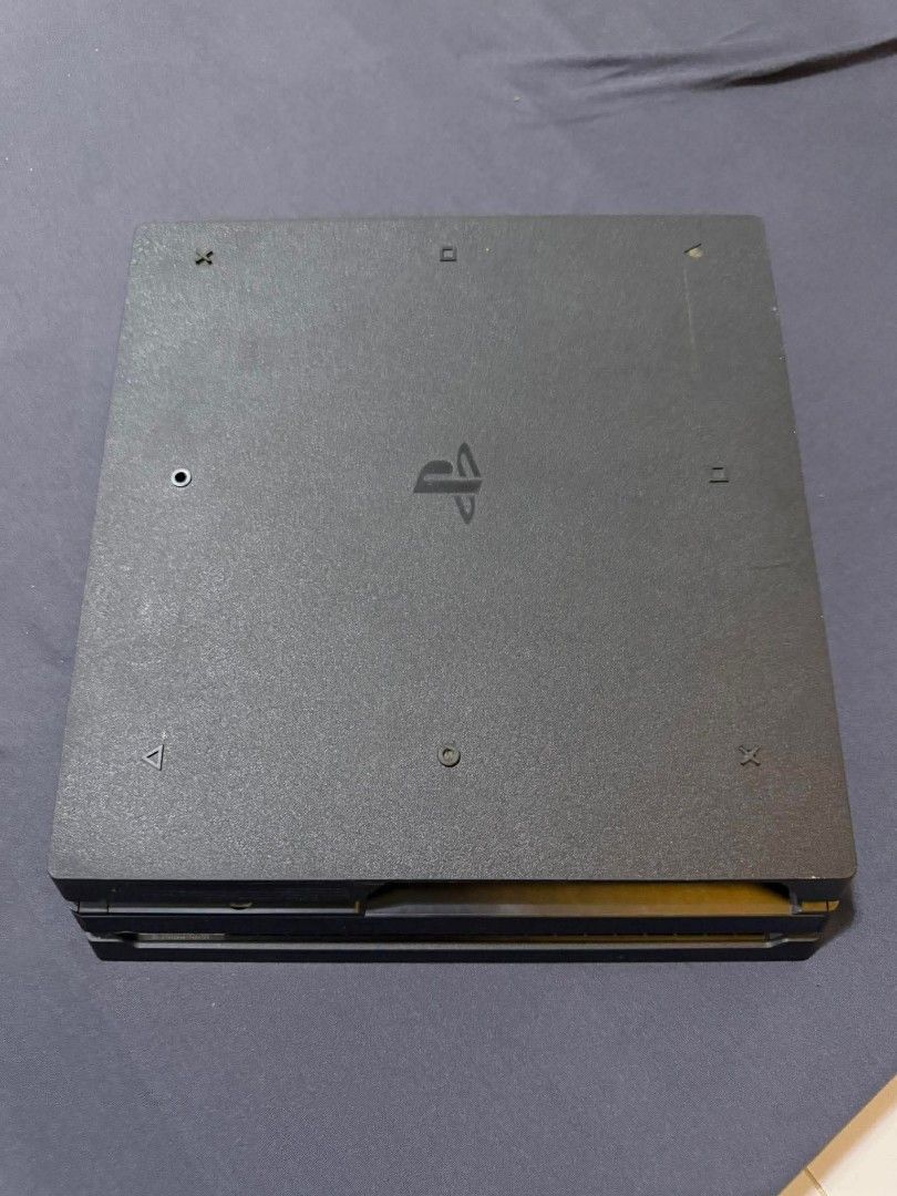 PS4 pro +9 games & oem controller, Video Gaming, Video Game Consoles ...