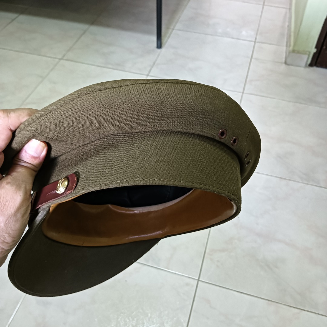 Vintage SAF OFFICER Military Hat, Men's Fashion, Watches & Accessories ...