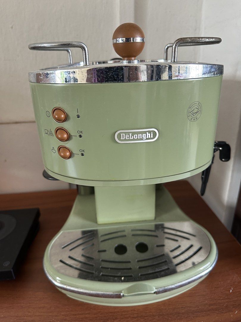 DeLonghi Icona Espresso Machine - Green, TV & Home Appliances, Kitchen ...