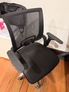 Ergonomic Mesh Office Chair, Furniture & Home Living, Furniture, Chairs ...