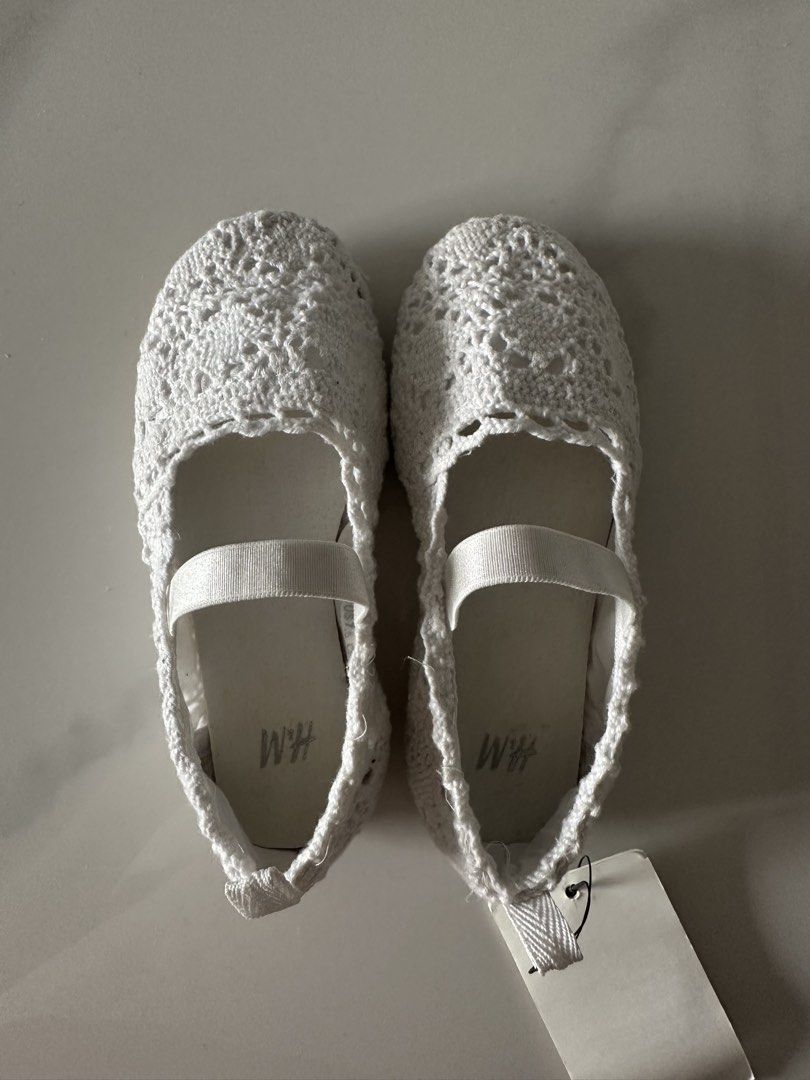 Moving out H&M kids shoes, Babies & Kids, Babies & Kids Fashion on ...