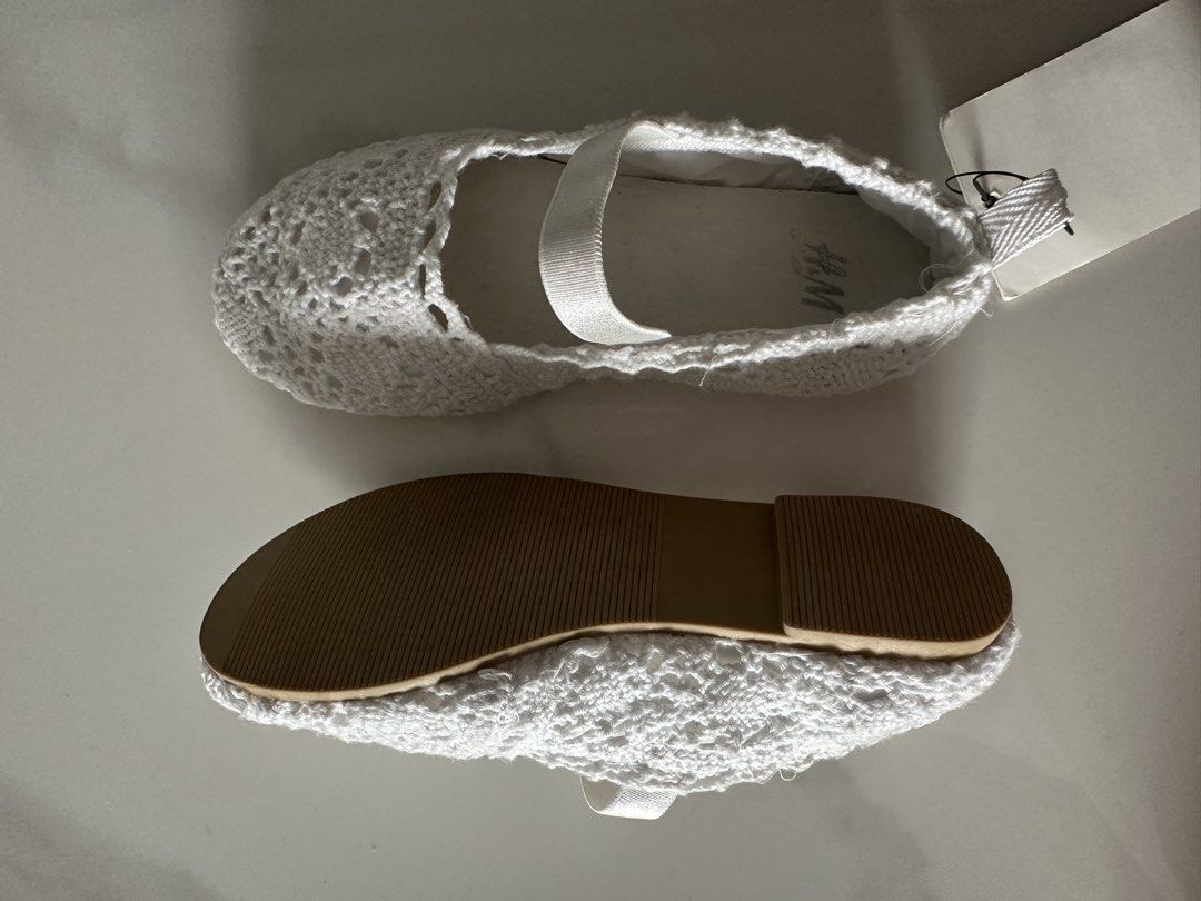 Moving out H&M kids shoes, Babies & Kids, Babies & Kids Fashion on ...