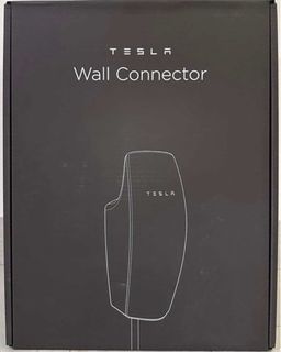 Tesla Wall Connector, 汽車配件, 電子配件 - Carousell