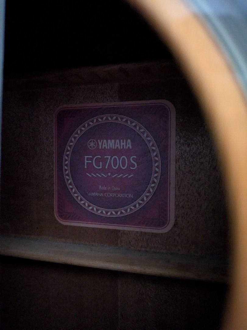 Yamaha FG700S Acoustic Guitar, Hobbies & Toys, Musical Instruments on ...