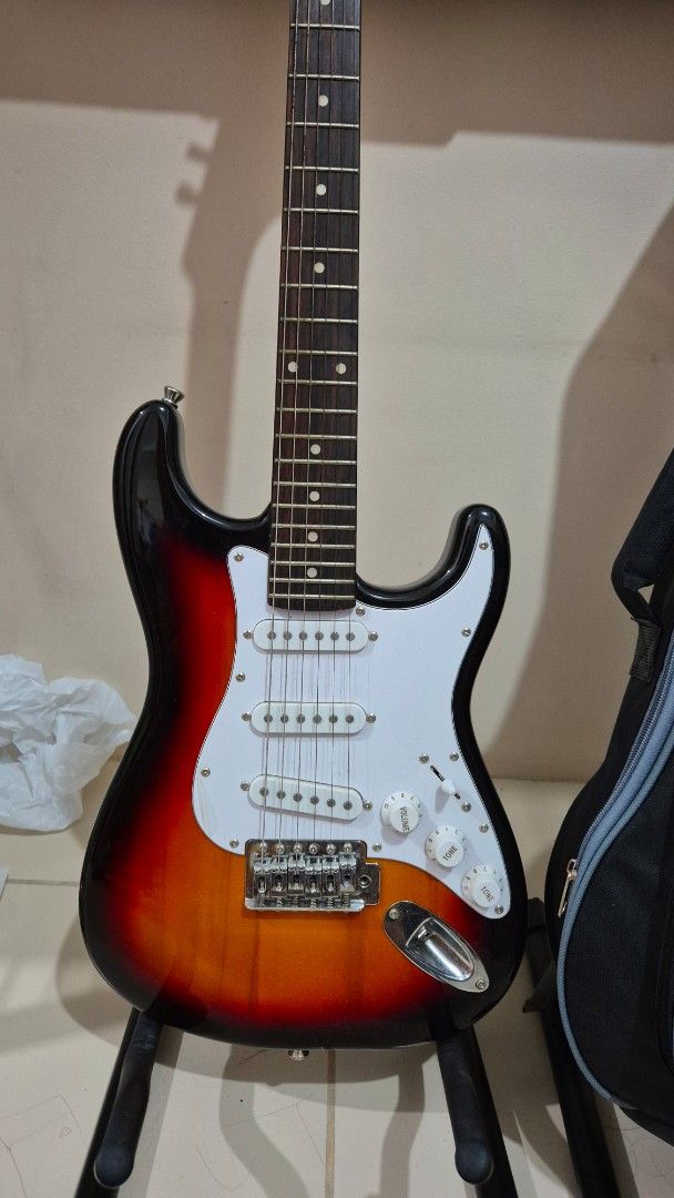 Aria Pro II STG-series Electric Guitar, Hobbies & Toys, Music & Media ...