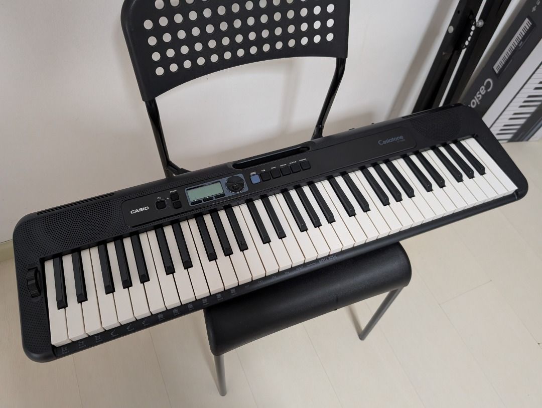 Casiotone CT-S300 - Scratched base, Hobbies & Toys, Musical Instruments ...